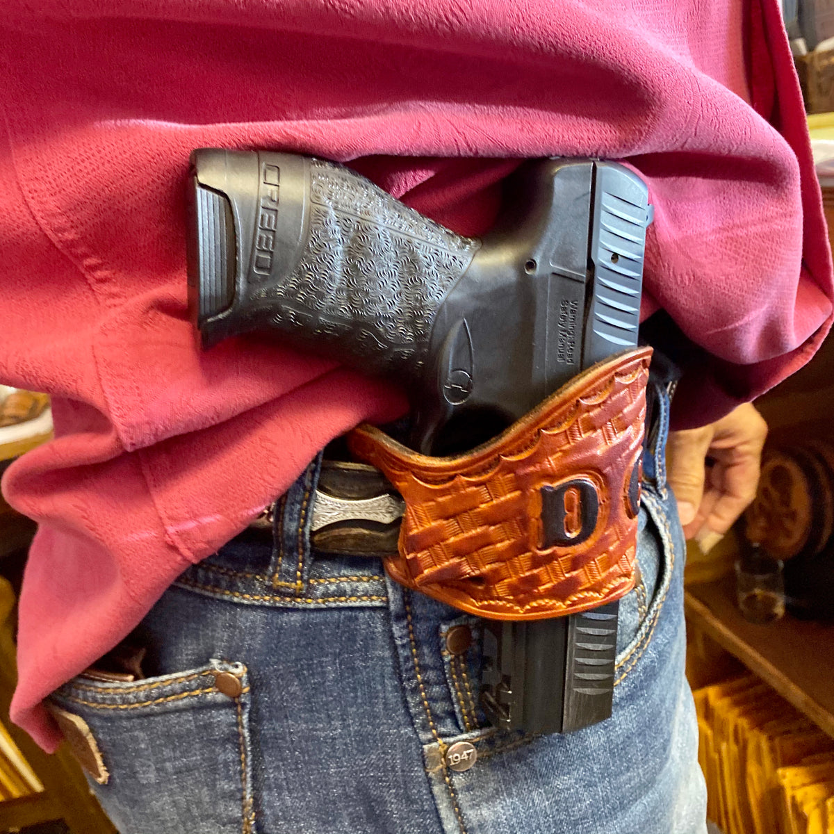 custom leather gun holsters